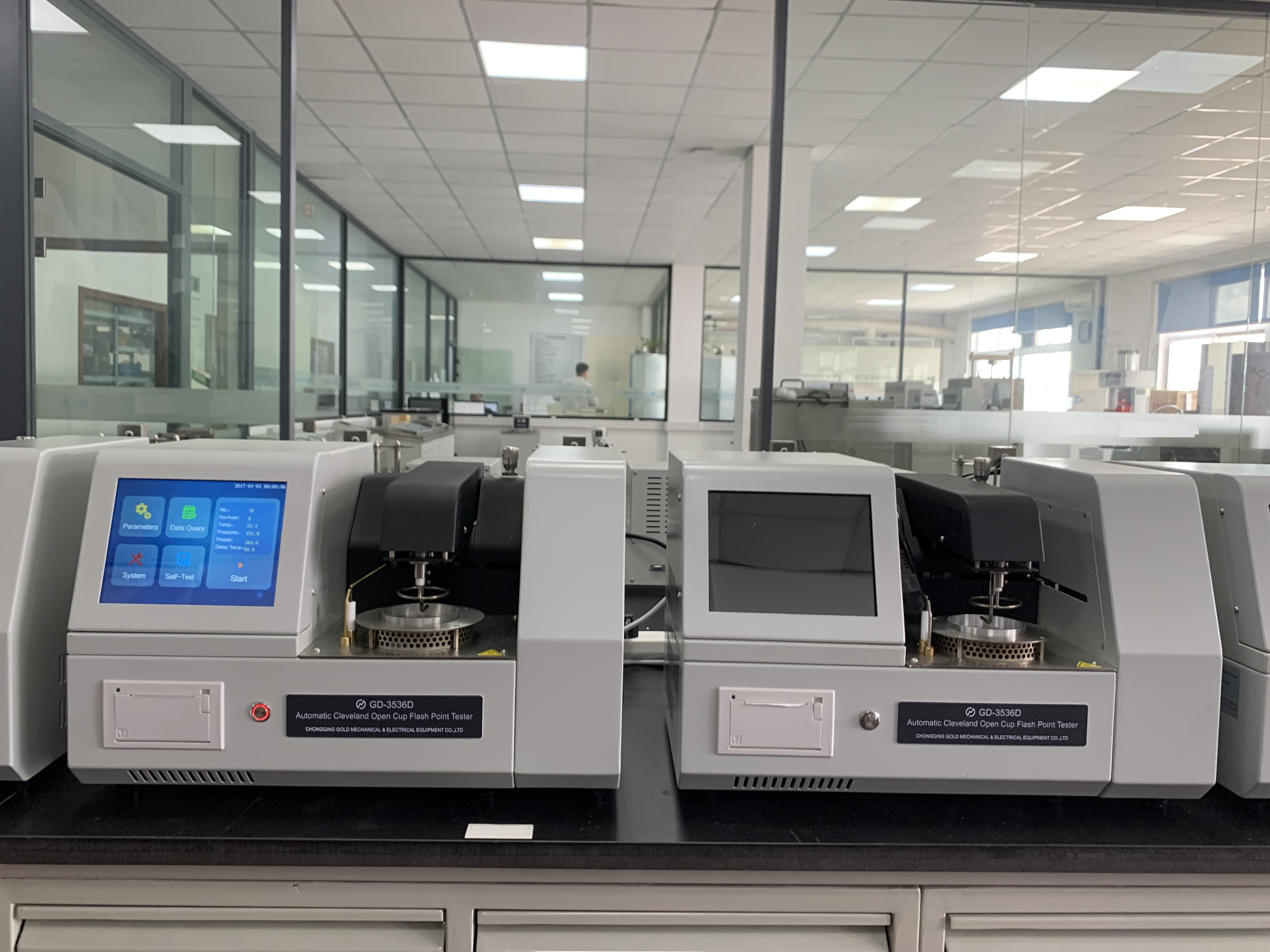 Instrument de test Flash Point et Fire Point avec ASTM D92 Cleveland ...